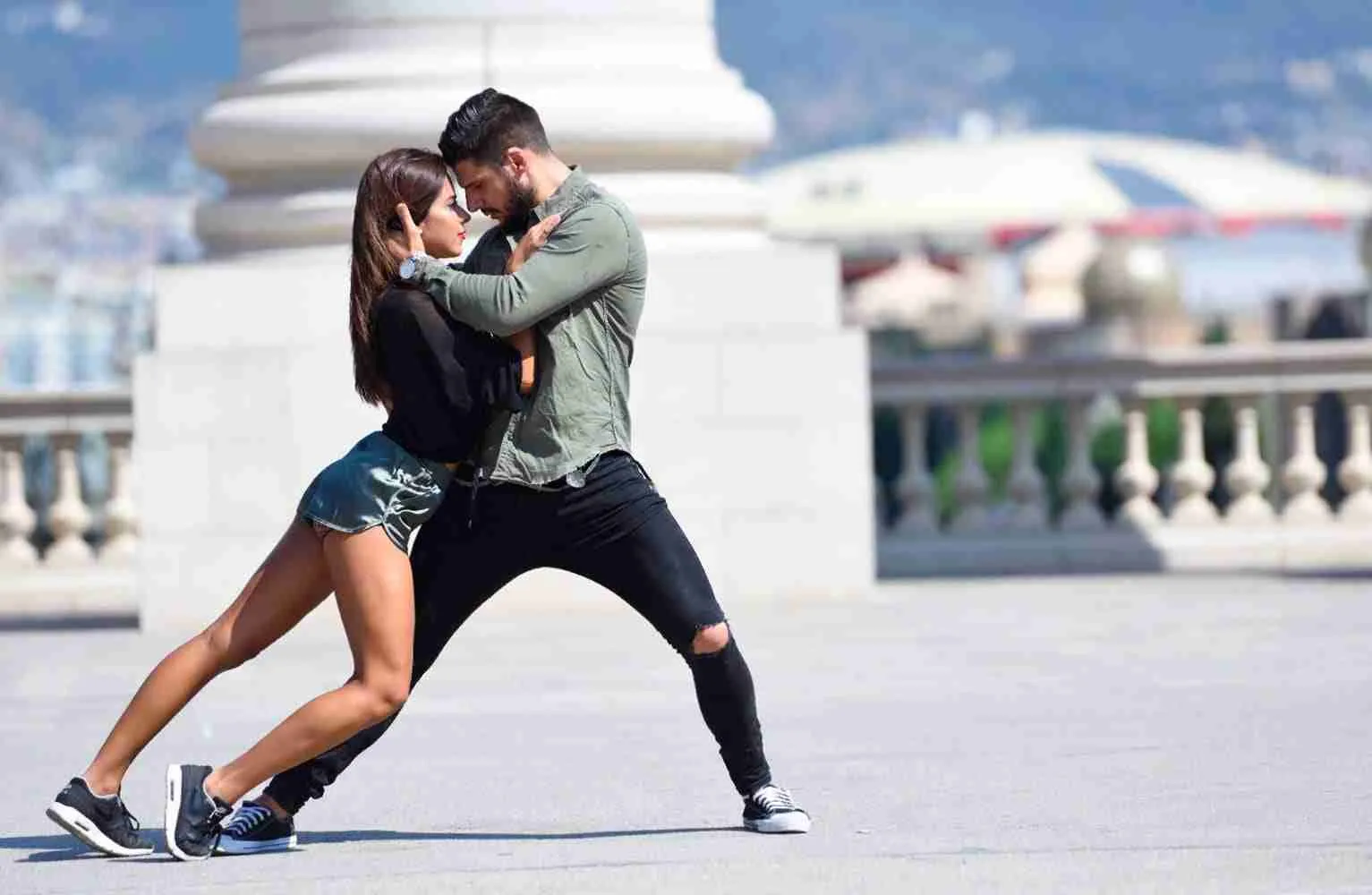 Salsa y Bachata – Danzalia.com